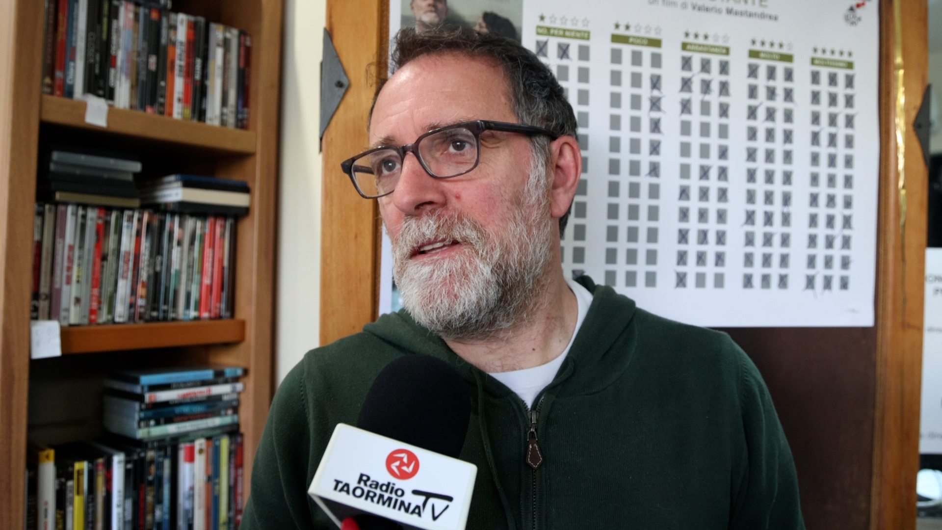 INTERVISTA Valerio Mastandrea presenta a Messina il film "Nonostante ...